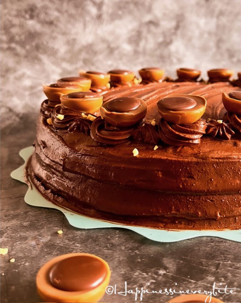 Toffifee Cake - Happinessineverybite